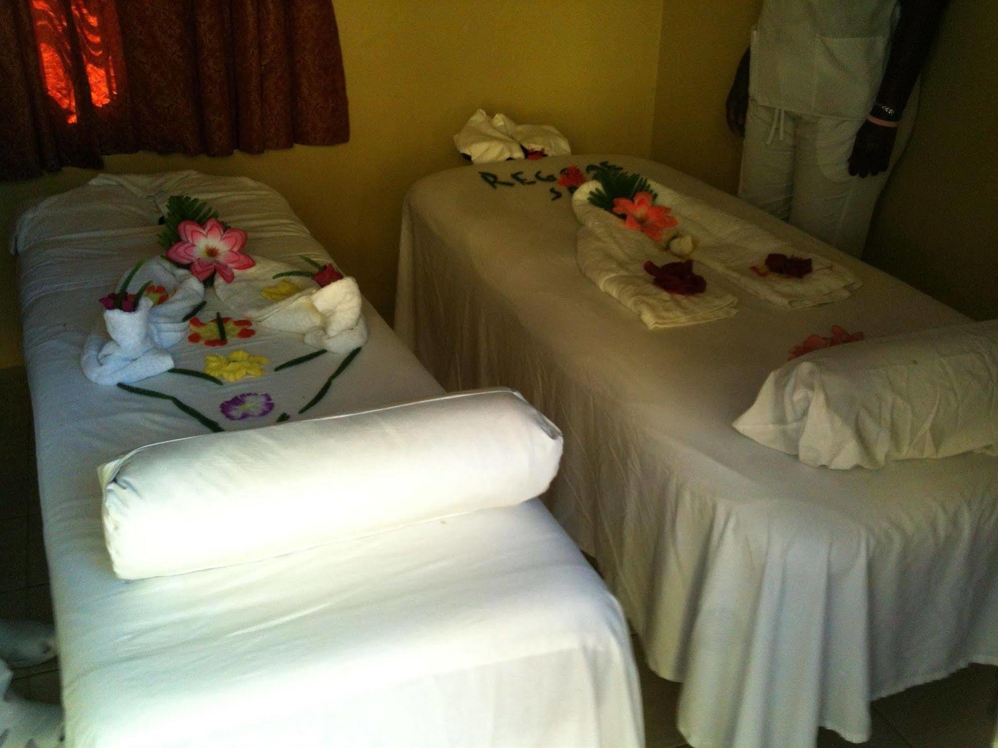 ᐉ FOOTE PRINTS ON THE SANDS HOTEL ⋆⋆⋆ ( NEGRIL, JAMAICA ) REAL PHOTOS ...